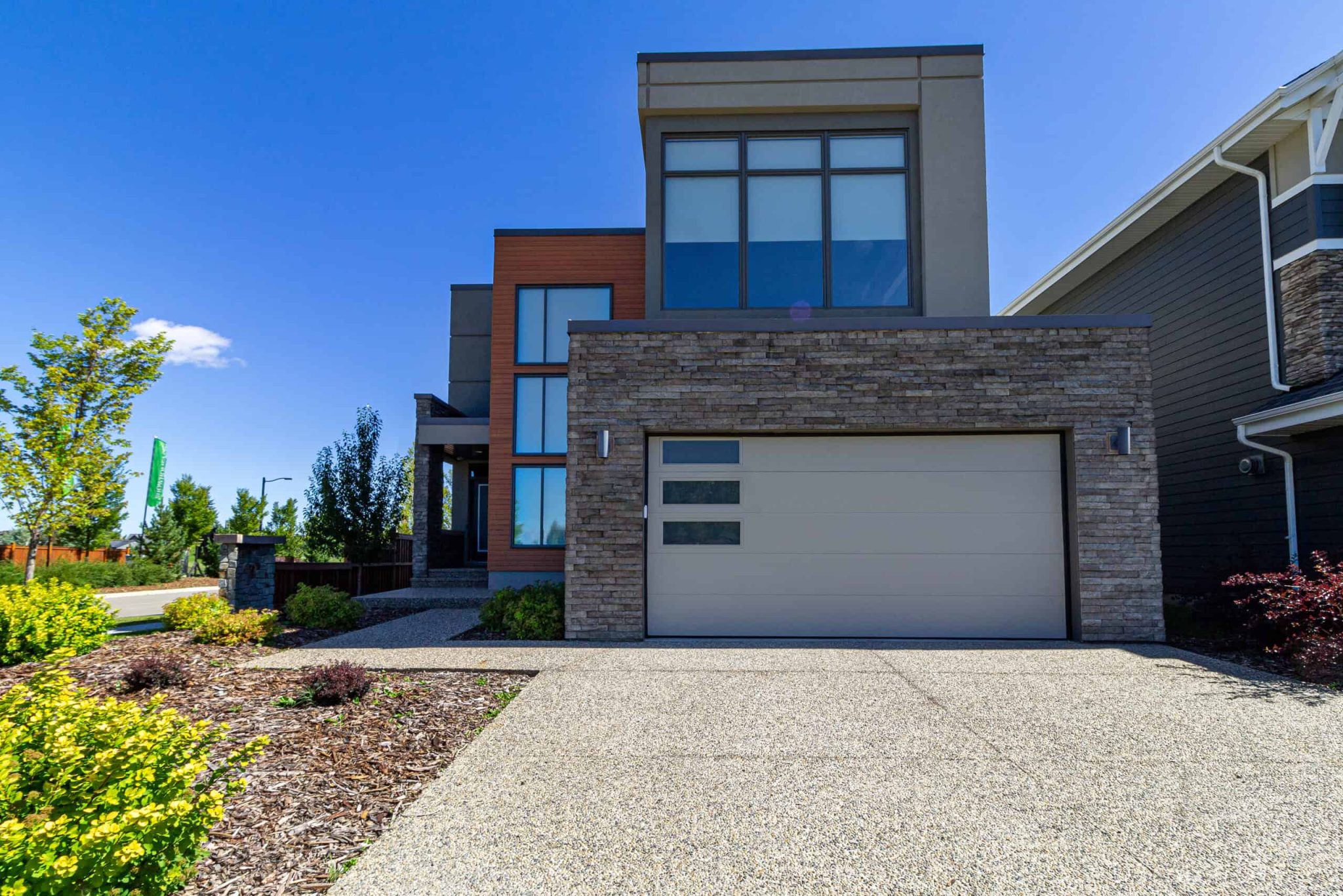 Eifs Project In Edmonton, Alberta | Completed Projects By Met Exteriors