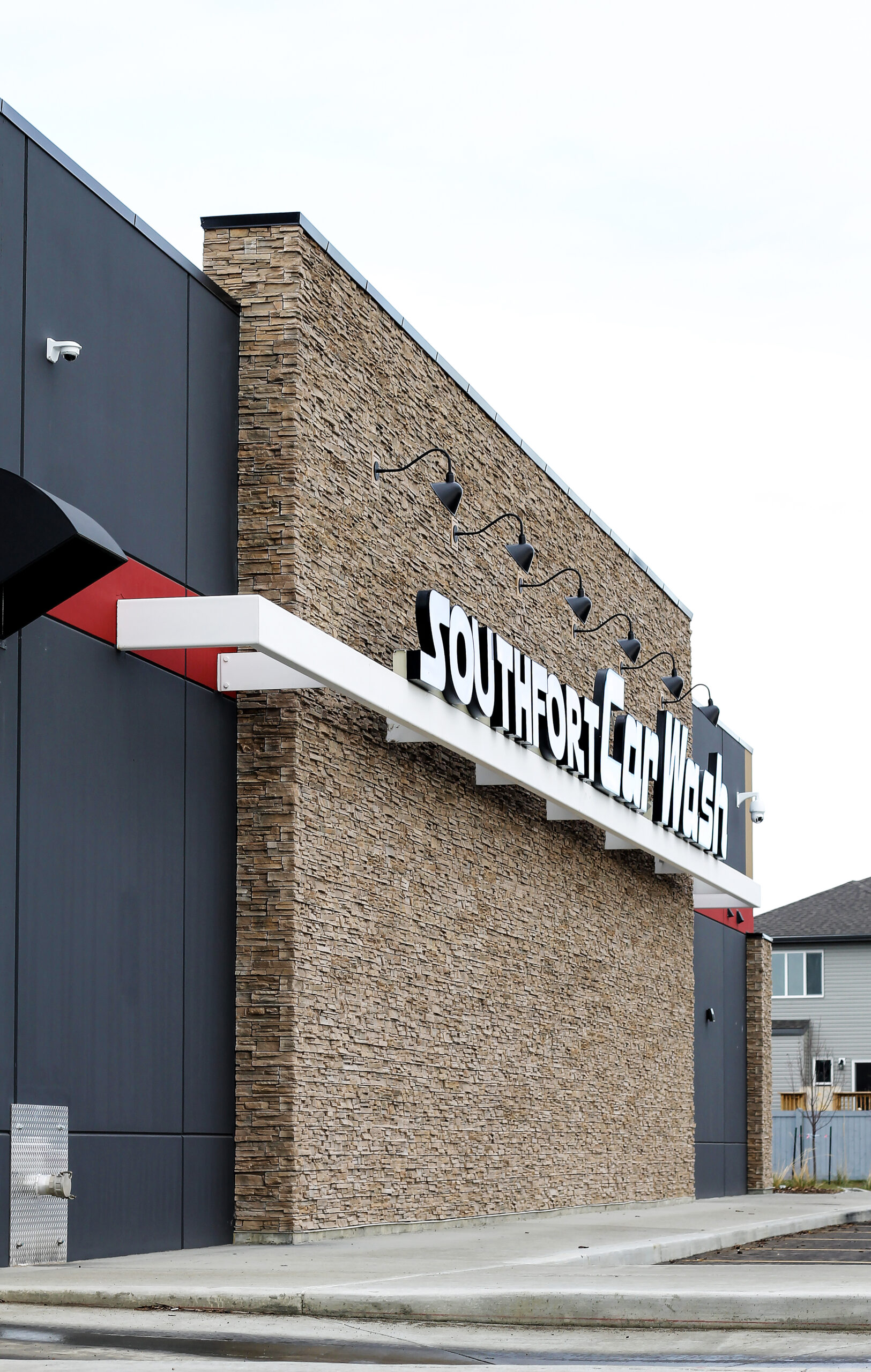 Commercial Stone Project | Completed Projects By Met Exteriors
